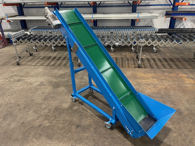 Reconditioned Incline Belt Conveyor | Flighted Hopper Conveyor